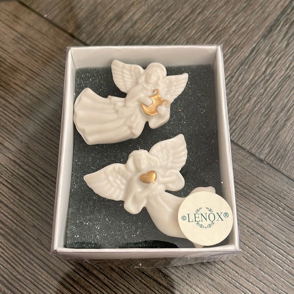 Lenox | Jewelry | Lenox Angel Pins With Heart And Harp China With Gold ...